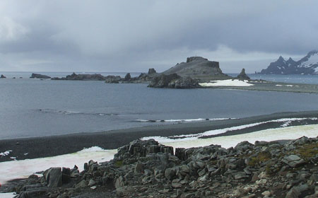 Visitor Site Guidelines - 18. Half Moon Island